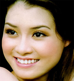 Hoa hậu Bùi Thị Diễm: "Săn" danh hiệu là lẽ thường tình